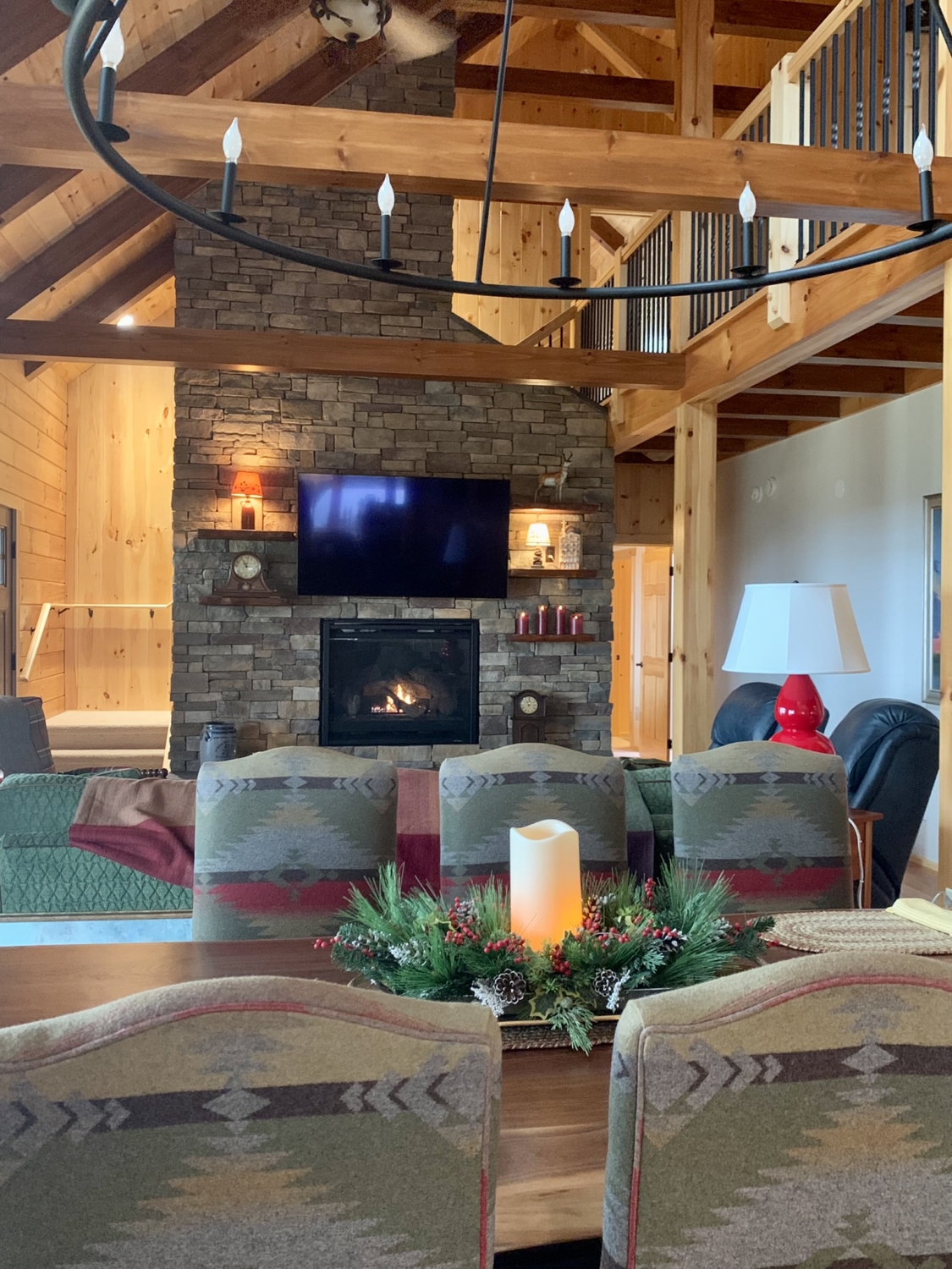 Modified Riverview Log Home Comes to Life - Timberhaven Log & Timber Homes